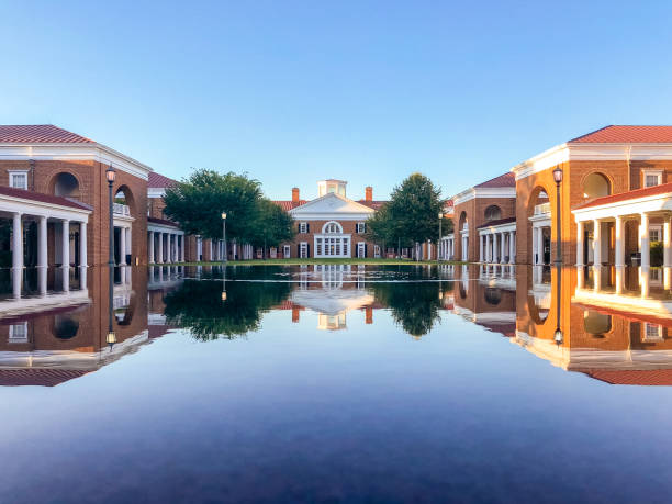 Darden MBA | Class Profile, Fees, Career & Application